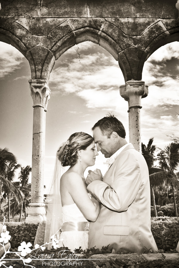 Shannon & Luke at Atlantis: Nassau, Paradise Island Bahamas Wedding ...