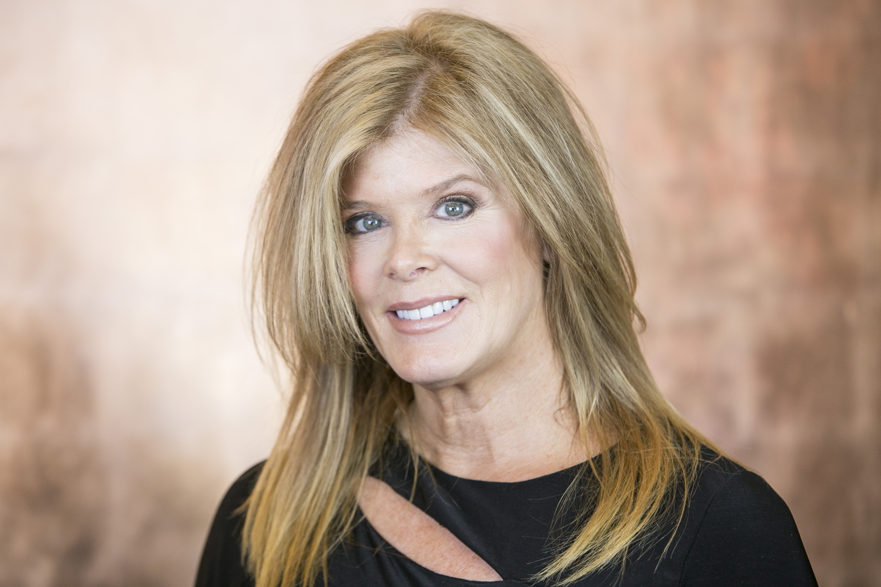 Commercial Photography - Interiors - Exteriors - Headshots ...